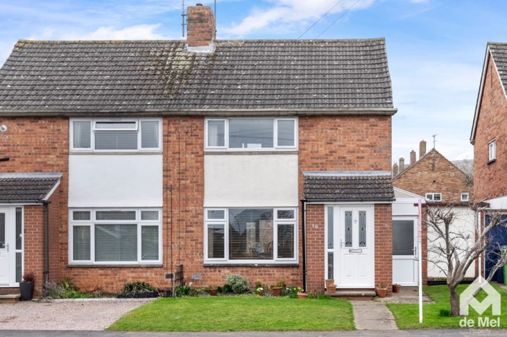 Linworth Road, Bishops Cleeve, 2 bedroom